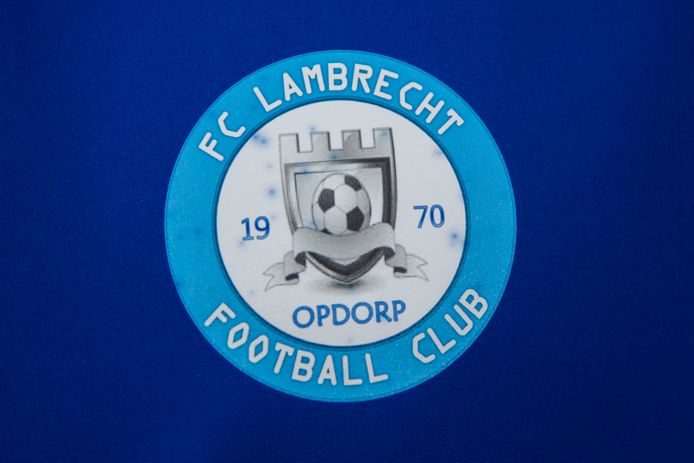 Donkere wolken boven toekomst FC Lambrecht: amateurvoetbalclub krijgt ...