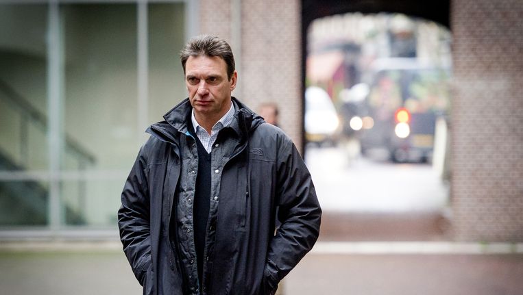 Dossier Holleeder moet weer van website af | Het Parool