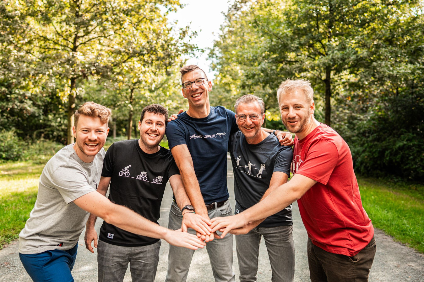 Willebroekse VeeloHeero en KLEIR. lanceren nieuw kledingmerk ‘Team ...