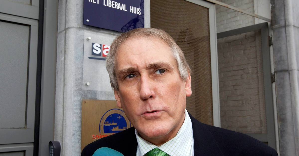 Antwerps schepen Luc Bungeneers stapt over naar N-VA | Binnenland | hln.be