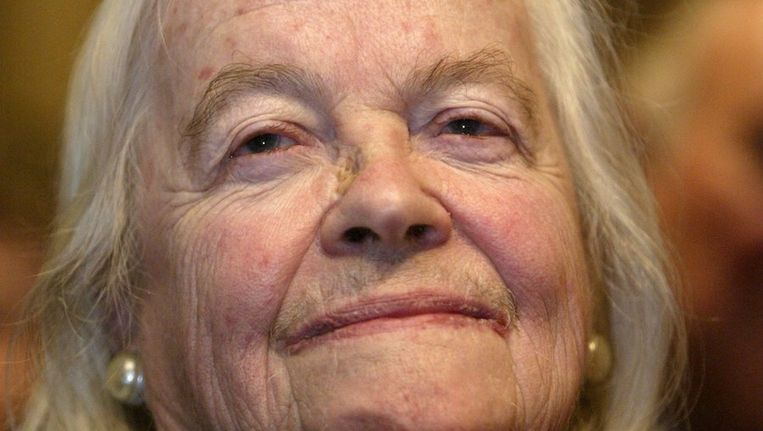 Aleid Truijens schrijft biografie Hella S. Haasse | De Volkskrant