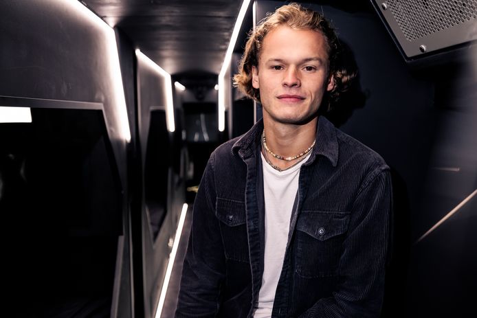 Steward Briek is opvallende kandidaat in ‘Bestemming X’: “Tijdens het ...