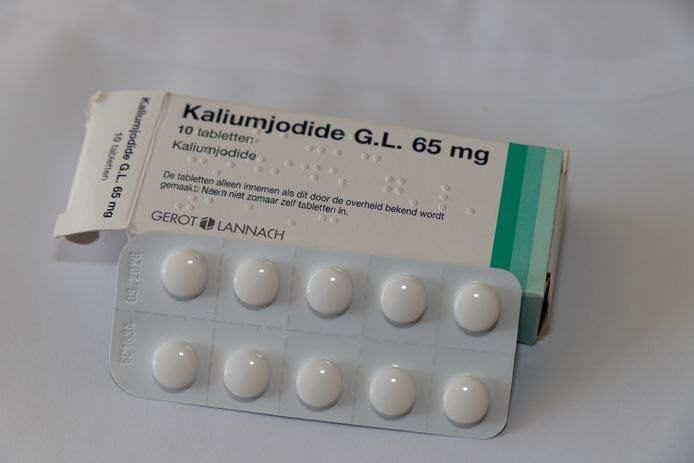 Run op jodiumtabletten in Twente: ‘Als er een nucleaire aanval komt ...