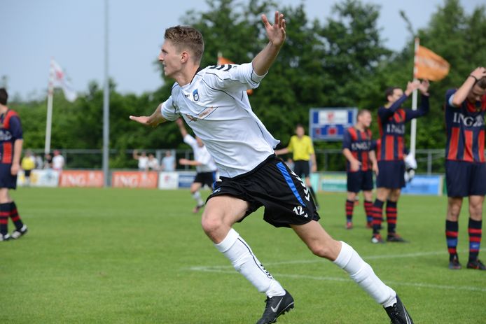 Gouden wissel schiet Bergambacht langs Victoria'04 | Gouda | AD.nl