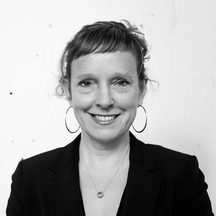 KoffieQueen verrast met eerste solo tentoonstelling Fantoom | Kortrijk ...