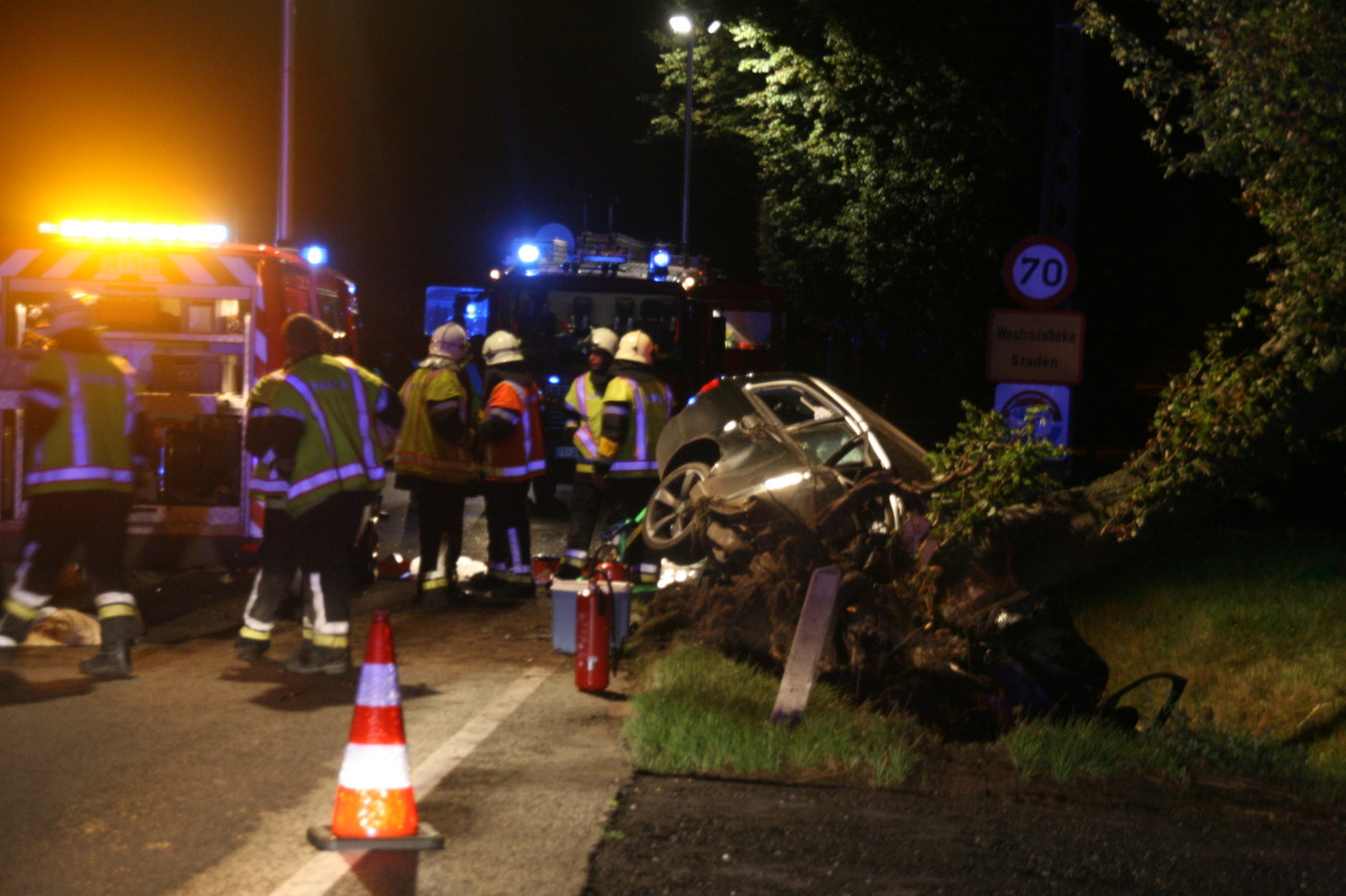 Openingsdans wordt afscheidslied op begrafenis Rivolino | Foto | hln.be