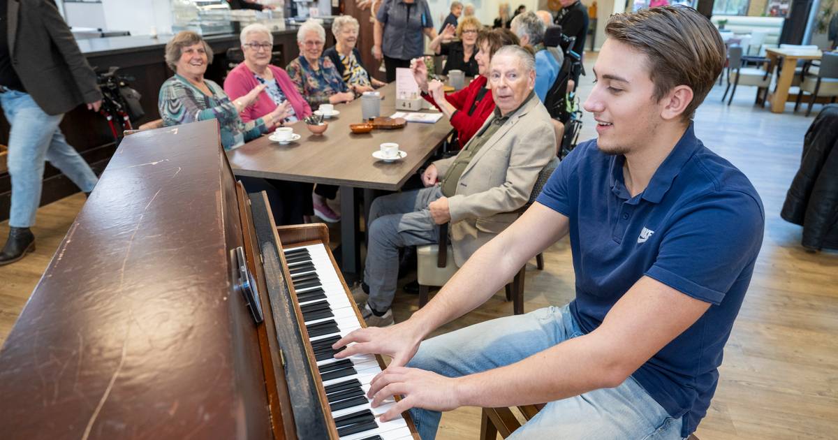 Video’s van Thijmen in verzorgingshuis trekken miljoenenpubliek: ‘Wil ...
