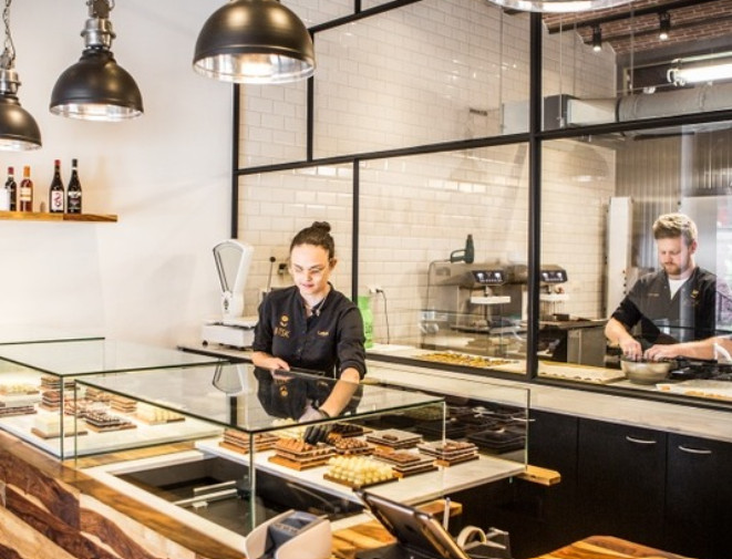 Van pralines tot truffels: bij deze 6 chocolatiers in de regio Antwerpen koop je heerlijke ...