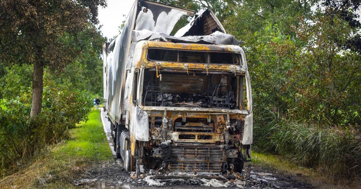 Chauffeur aangehouden in onderzoek naar gestolen en uitgebrande ... Chauffeur aangehouden in onderzoek naar gestolen en uitgebrande ...
