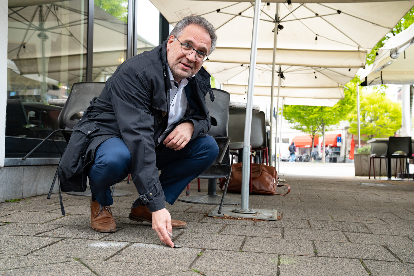 “Visuele afbakening schept duidelijkheid”: terrassen van Antwerpse ...