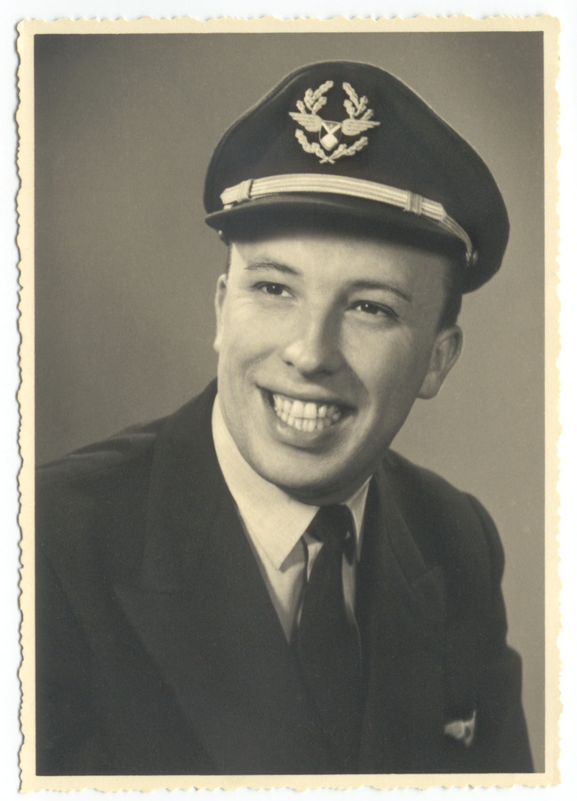 Piet Van Riet (90), levende legende onder de piloten: “Schrik? Eén keer ...