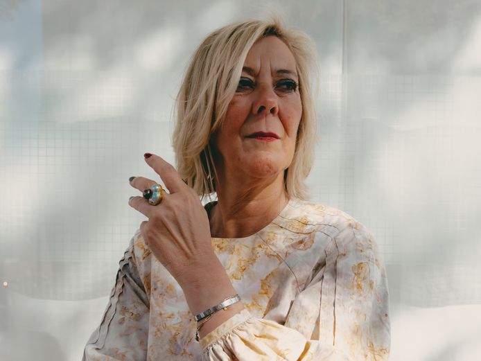 Ines ring kan nooit meer af: ‘Deze ring zegt dat ik er wil zijn, hij is ...