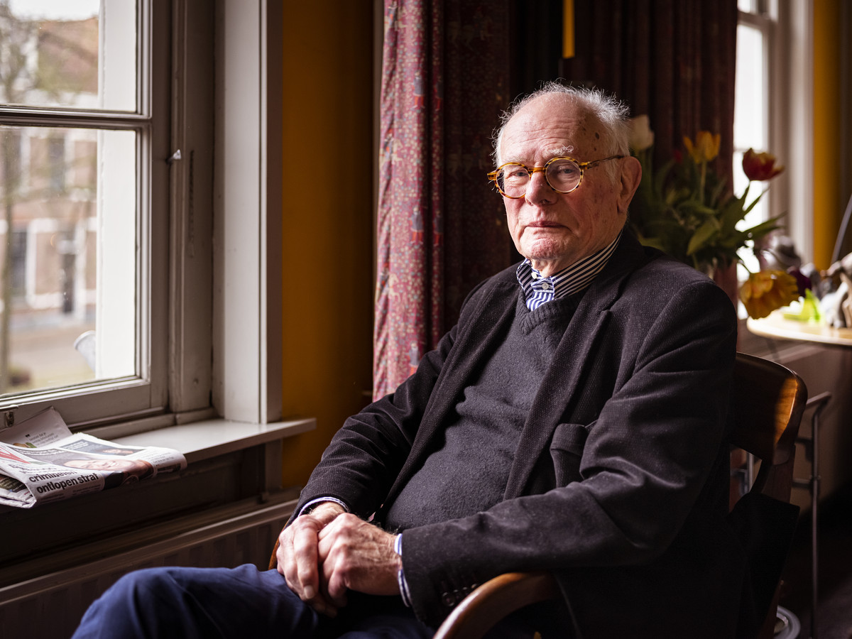 Hij overleefde een bomaanslag en kreeg verf over zich heen, maar Aad ...