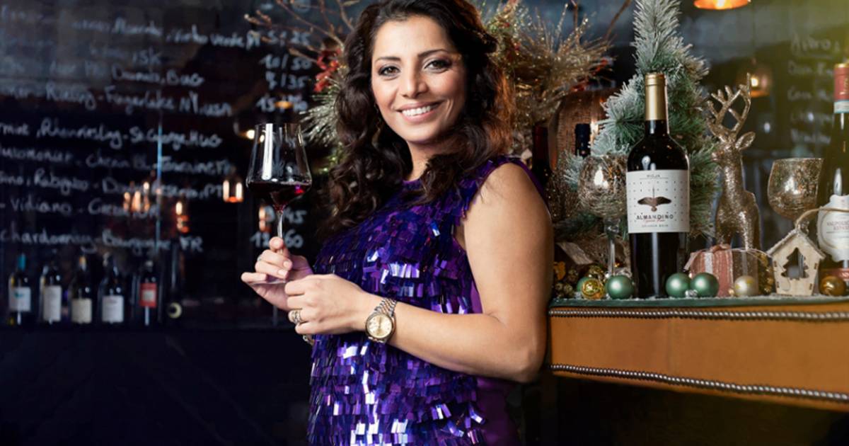 Onze huissommelier Sepideh proeft 10 betaalbare rode wijnen uit de ...