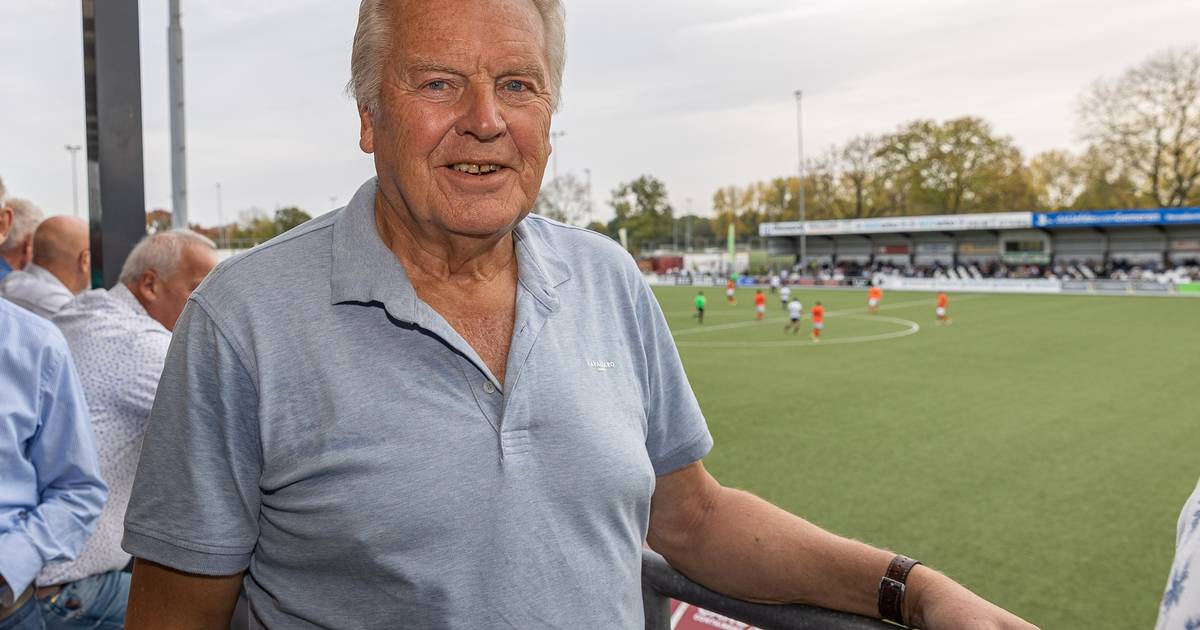 Hoofdmacht schenkt John Middendorp (80) passend verjaarscadeau: ‘Maar ...