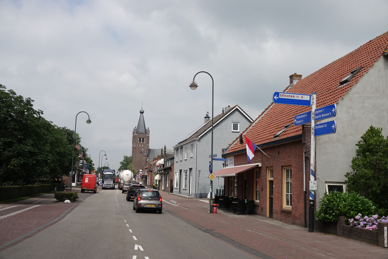 Bewoners Chaam willen veiliger en vriendelijker centrum | Foto | AD.nl