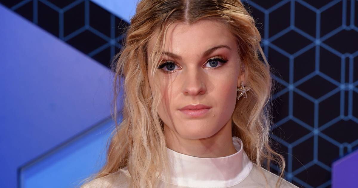 Emma Bale is terug met nieuwe single: “Dit is het begin van een nieuw ...