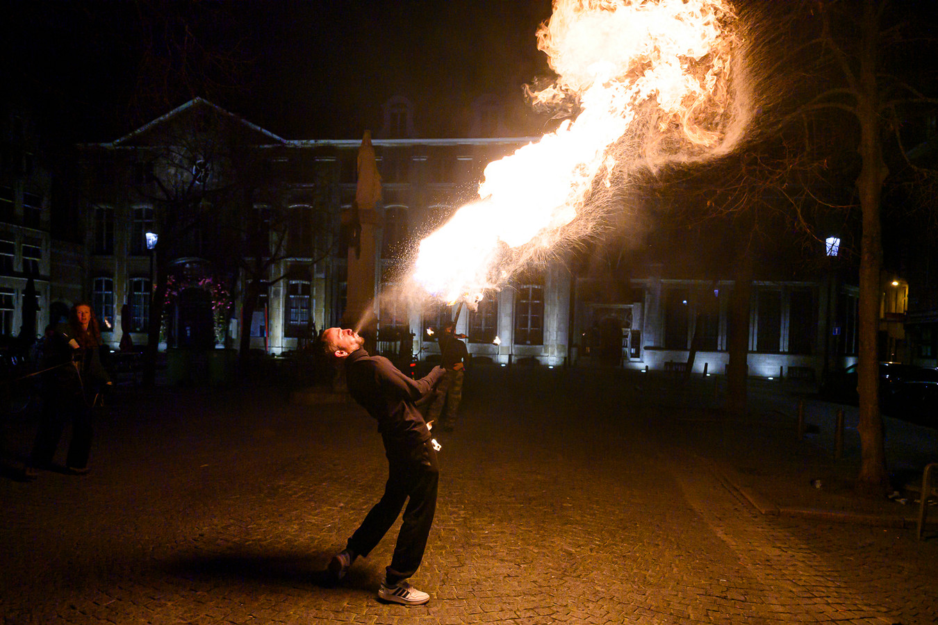 Hoe Antwerp Fire Jam wekelijks met vuur speelt: “Ik heb me al vaker ...