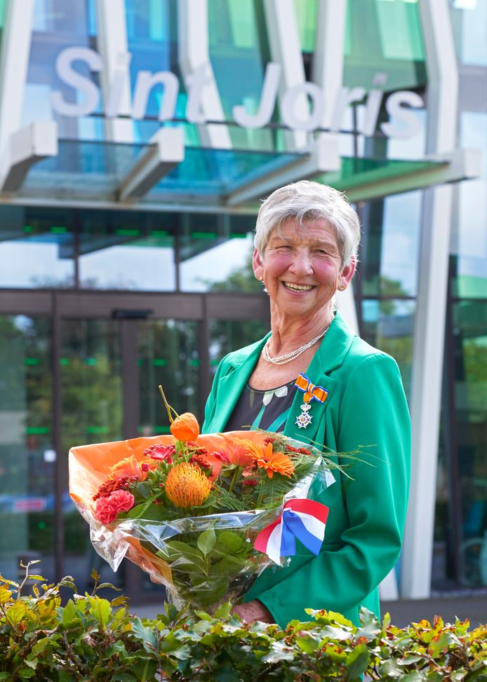 Pity van Dommelen voortaan Lid in de Orde van Oranje-Nassau | Oirschot ...