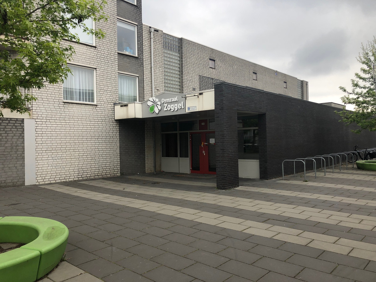 Gymzaal Zoggel in Uden blijft dicht na brand, omvang schade nog niet ... Gymzaal Zoggel in Uden blijft dicht na brand, omvang schade nog niet ...