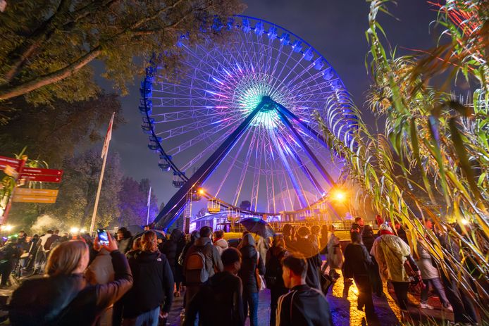 Bezoekersaantallen gelekt: Walibi draait goed jaar en nadert ‘mijlpaal ...