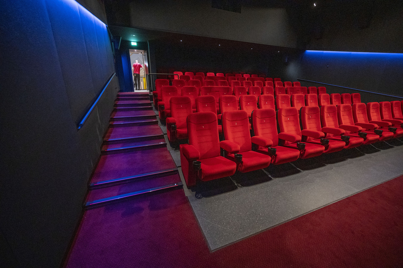 Bioscopen Europa verliezen 19 miljard euro door coronacrisis | Foto | AD.nl