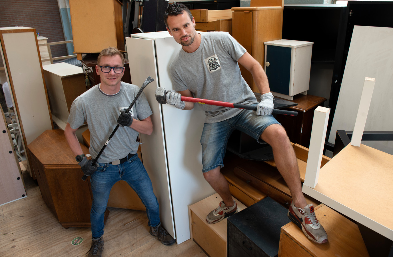 Ruben en Sander hebben een ‘woede kamer’ waar je mag slopen: ‘Man nam ...