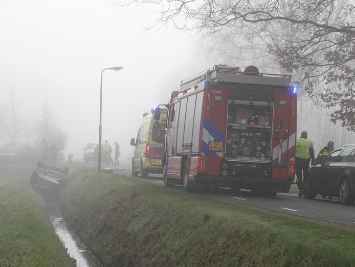 Moeder van drie kinderen dood na botsing op mistige dijk, straf voor ...