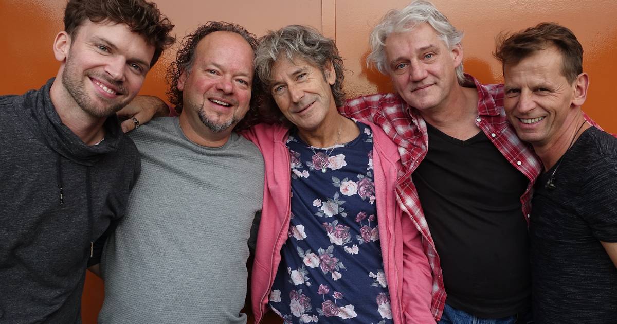 Toontje Lager kartrekker op festival in Oldenzaal: opbrengst voor ...