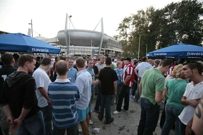 Stadionbar De Aftrap 2 maanden dicht | PSV | ed.nl