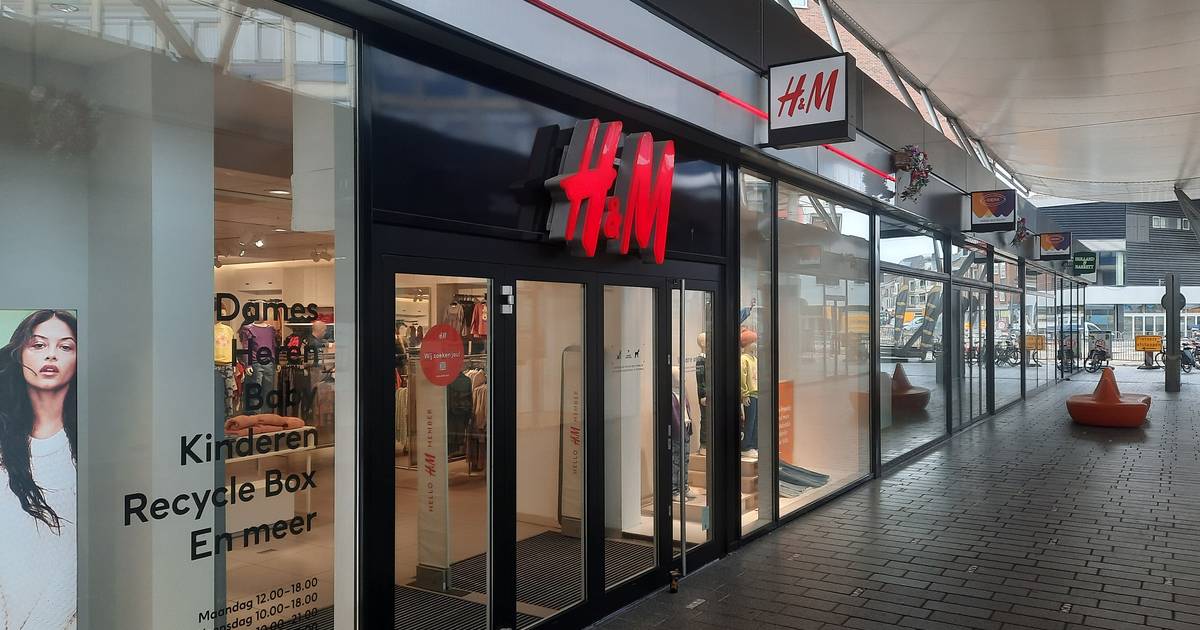 H&M zwijgzaam over reden vertrek uit centrum Hengelo; wethouder Gerrits ...