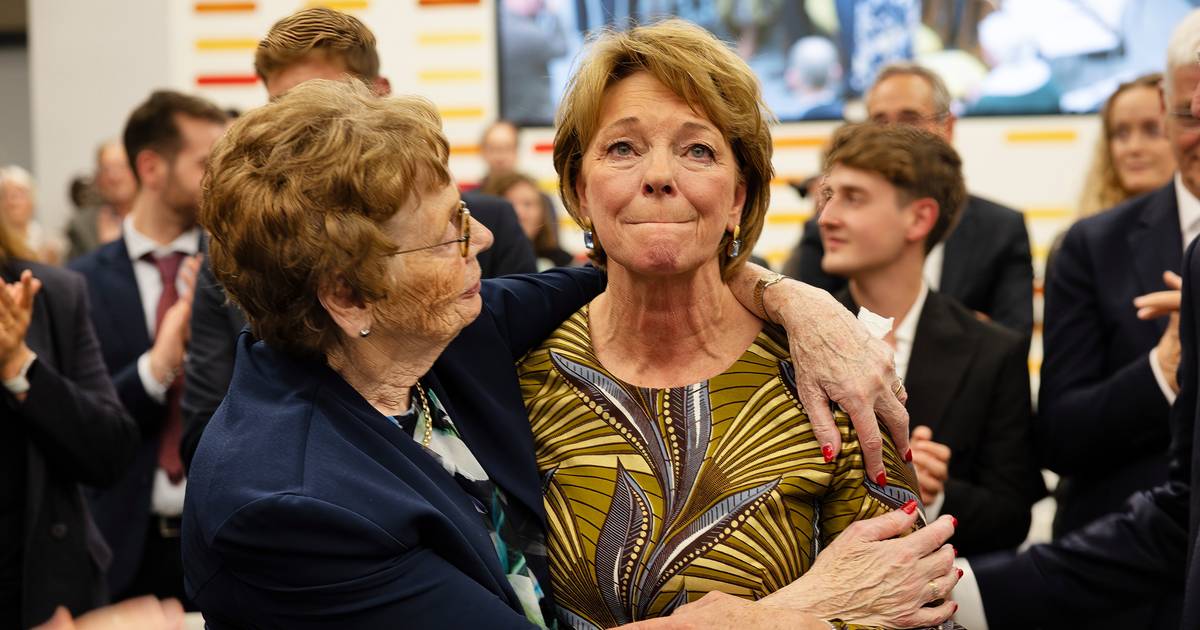 Veel lof voor afzwaaiende Elly Blanksma: mama van Helmond, moeder van ...