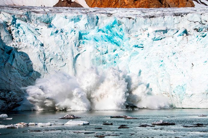 IJskappen op Groenland en Antarctica smelten tot zes keer sneller door ...