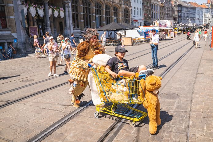 IN BEELD. Dit was dag vijf van de Gentse Feesten: van een man in ...