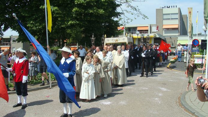 Nieuwe route voor processie Umdracht Huissen | Lingewaard | gelderlander.nl