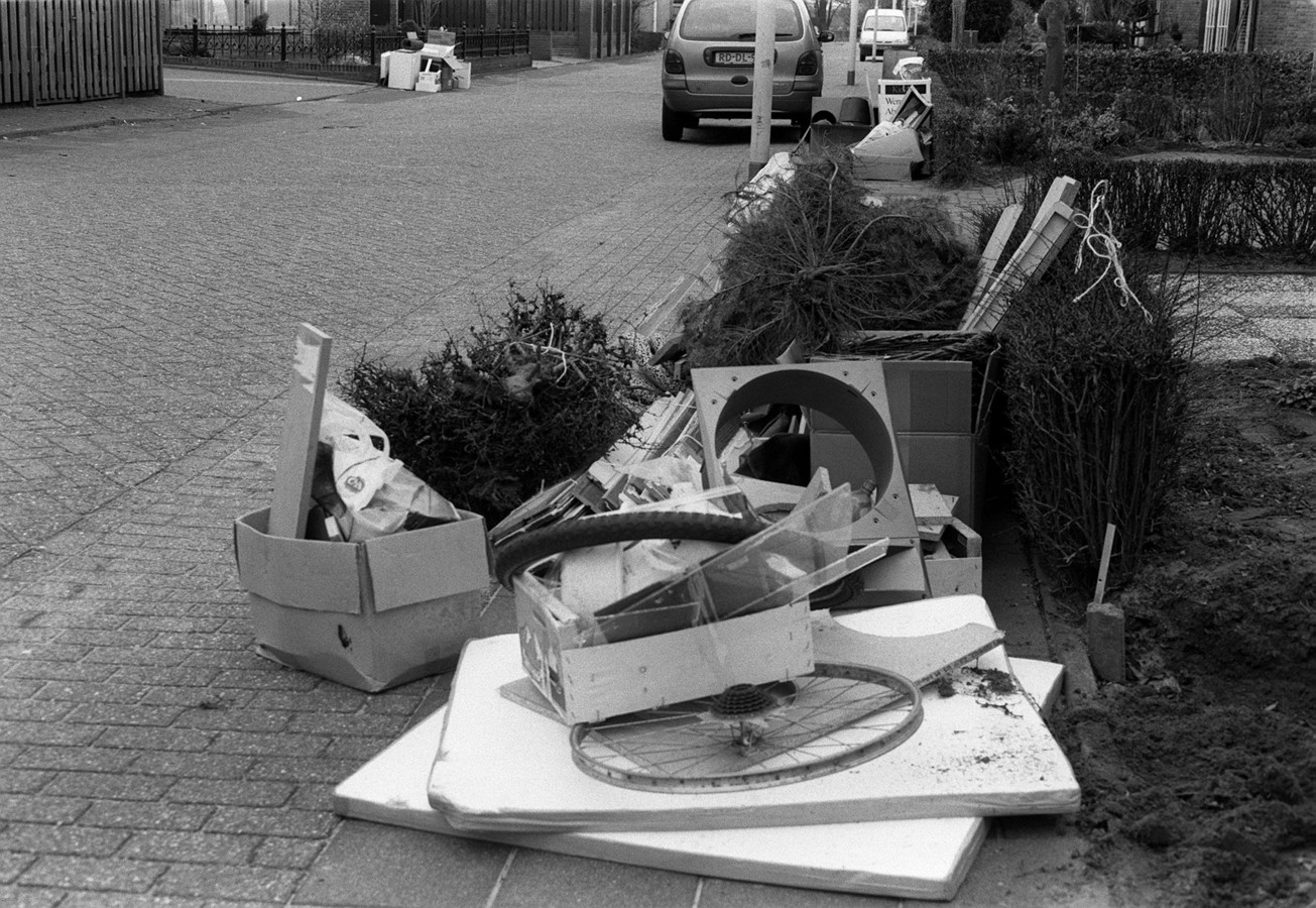 Ouderwets ‘gratis’ grofvuil ophalen kost miljoenen; Helmonder zou 110 ...