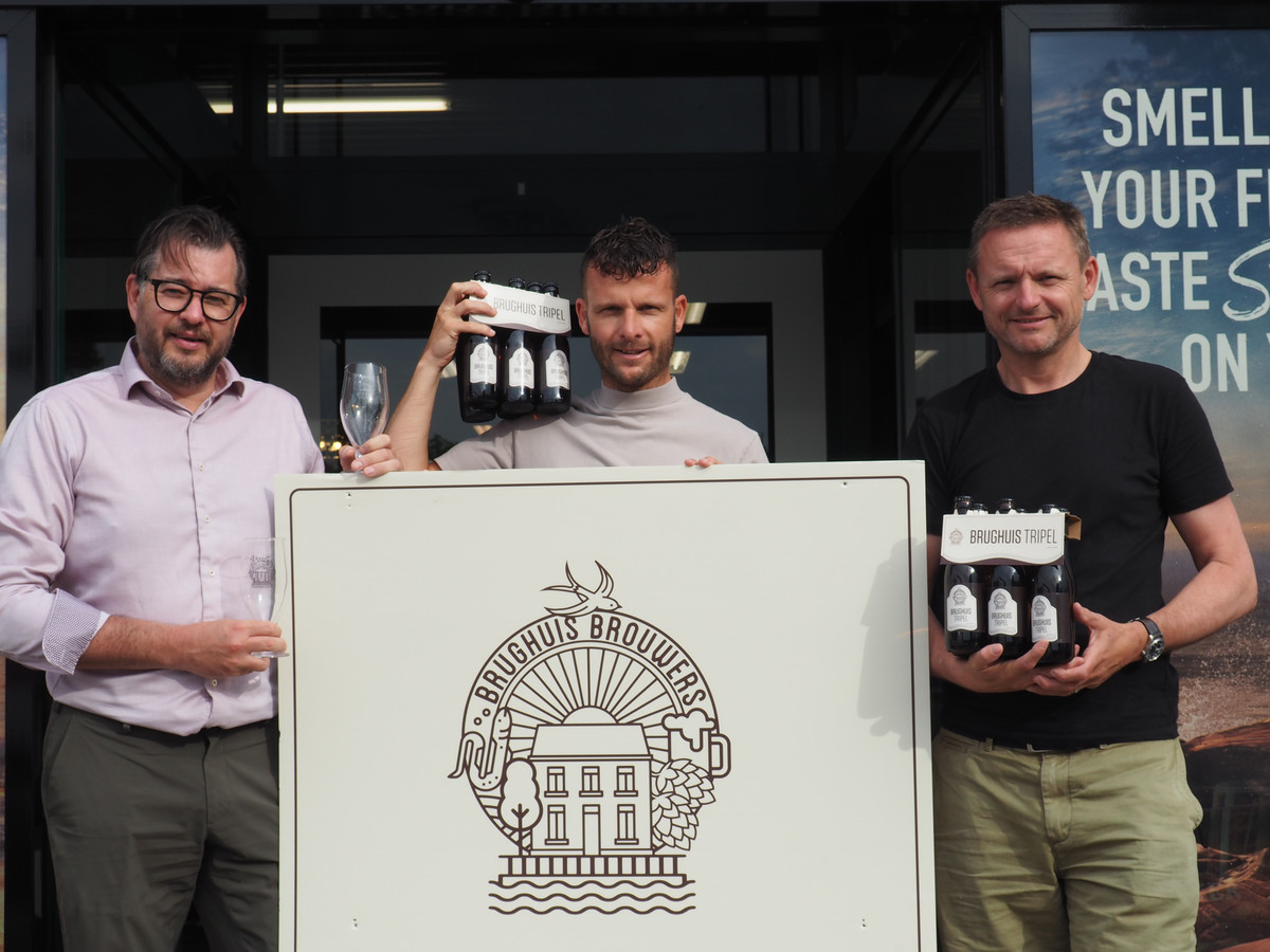 Brughuis lanceert twee nieuwe bieren: Tripel kan je voortaan ook thuis ...
