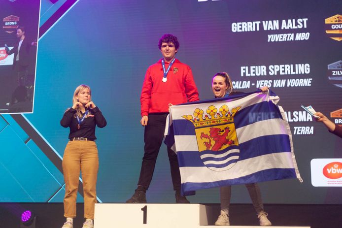 Scalda-studente Fleur krijgt hand van koning Willem-Alexander: ‘Die was ...