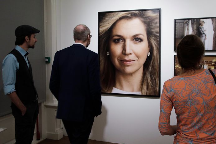 Fotograaf Erwin Olaf trots op zijn portretten Máxima en prinsessen ...