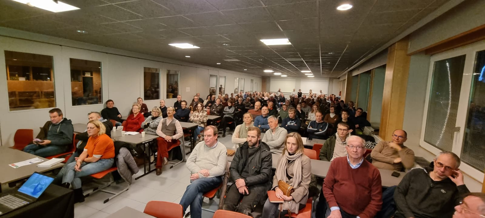 Buurtplatform Frontwind Ieper Brielen overtuigt buurtbewoners van ...