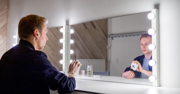 Bekend goochelaar verwondert publiek in zaal LUX | Kapellen | hln.be