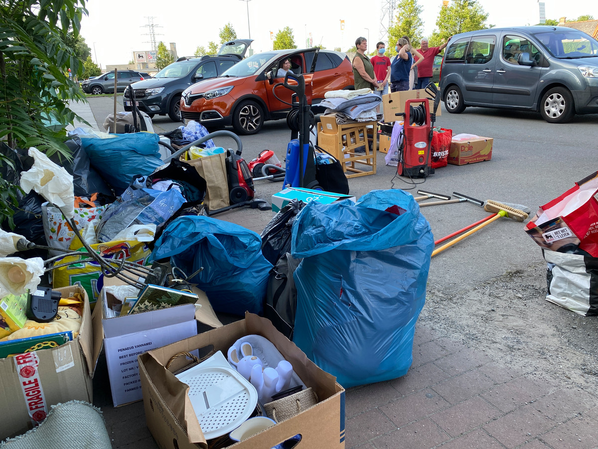 Gentenaars Dimitri en Anouska voor tweede keer met volle bestelwagen ...