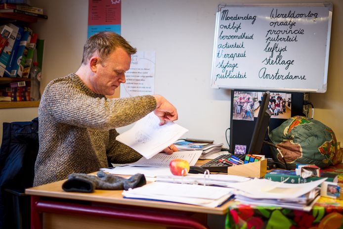 Meester Thijs ligt wakker van het lerarentekort: ‘Ik zie de oplossing ...