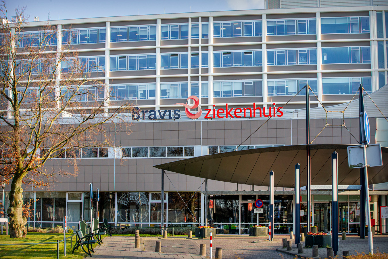 Verpleegafdeling in Bravis ziekenhuis weer open na forse corona ...
