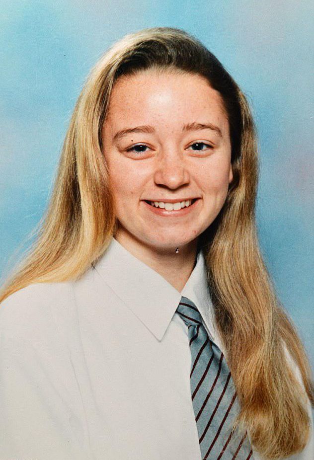 Hayley was 13 toen ze hopeloos verliefd werd op haar leraar, nu vertelt ...