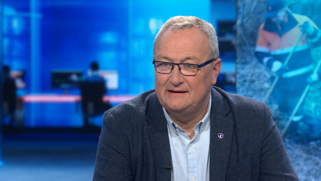 Alain Remue te gast bij De Witte Kaproenen ten voordele van DVC Heilig ...