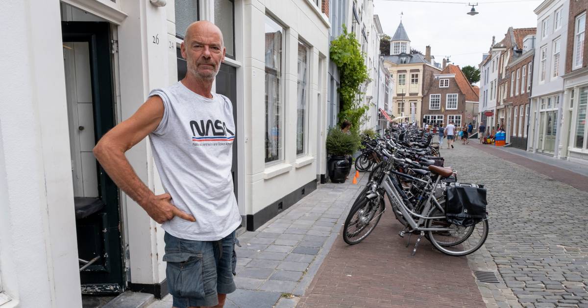 ‘Winkelier zorgde voor verkeerveiligheid voetgangers zonder regels te overtreden’ | Walcheren ...