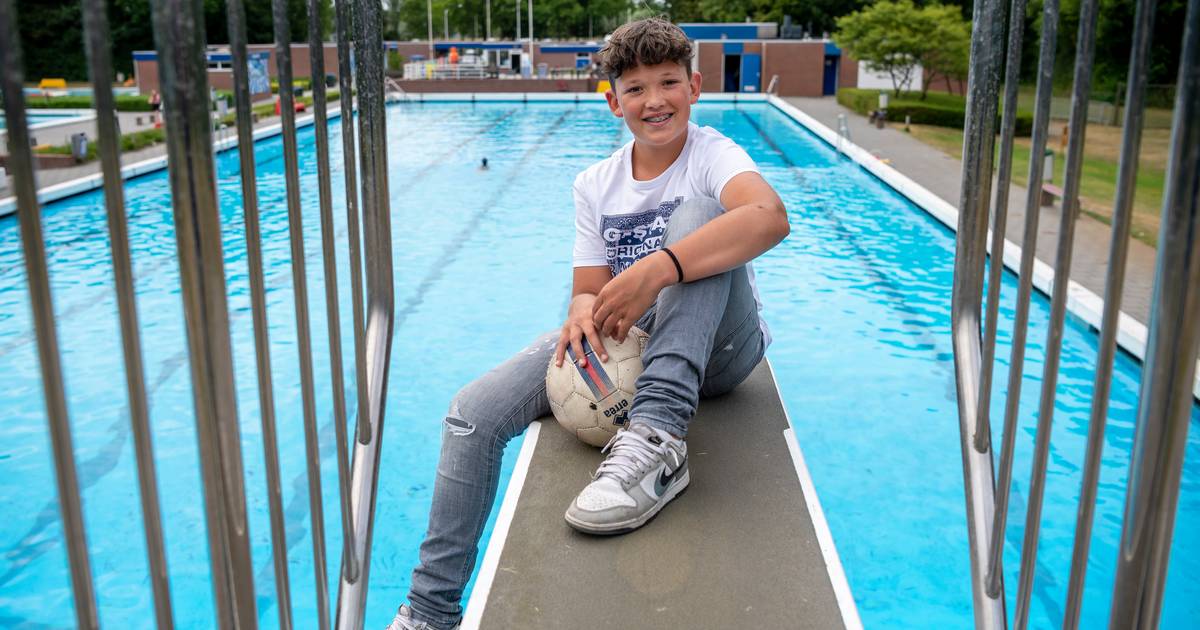 Micha (13) uit Axel: ‘Ik ben lang geblesseerd geweest, maar nu kan ik weer lekker voetballen ...