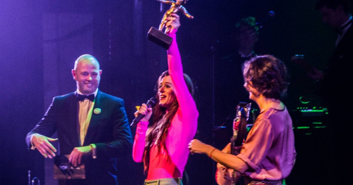 Zangeres Merol wint eerste Dordtse Popprijs | Dordrecht | AD.nl