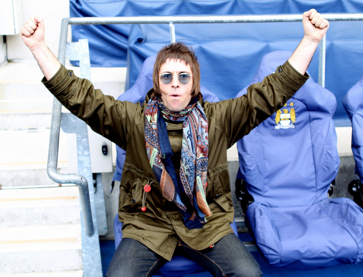 Ruziënde broers hinten op reünie van Oasis: “Als Manchester City de ...